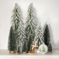 Kersttak met rode bessen met bevroren effect | Maisons du Monde