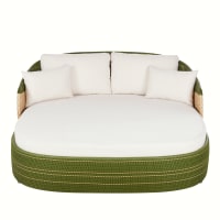 Himmelbett für den Außenbereich aus geflochtenem Kunstharz und hellem ...