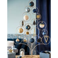 Kersttak met rode bessen met bevroren effect | Maisons du Monde