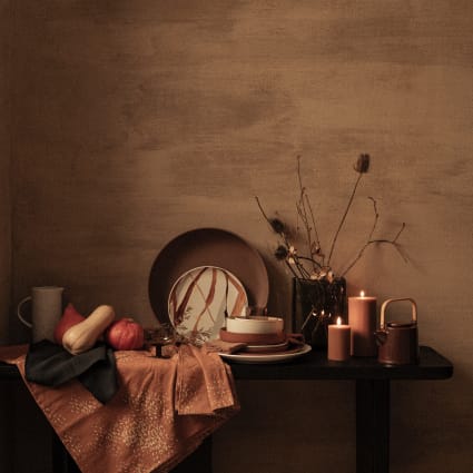 Bougie striée parfumée marron 9x18 Colorama | Maisons du Monde