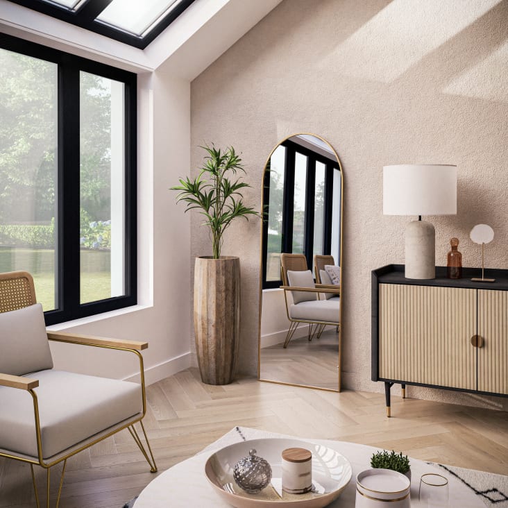 Duftkerze in beigefarbenem Keramikgefäß mit Deckel, 150g LIA | Maisons du Monde