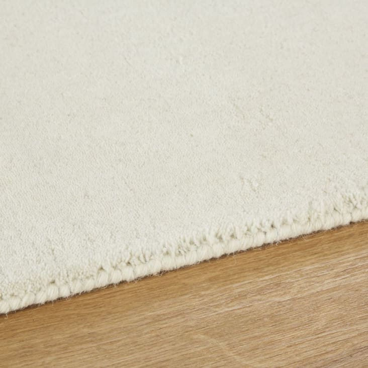 Groot tapijt van geweven en bewerkte wol met moderne motieven - ecru ...