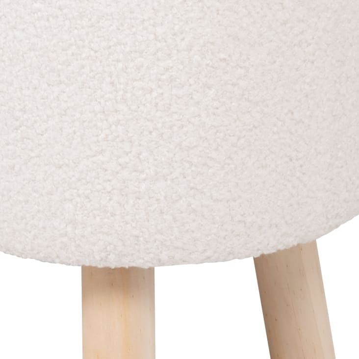 Hocker aus weißem Polyester mit Füßen aus beigem Kiefernholz | Maisons ...