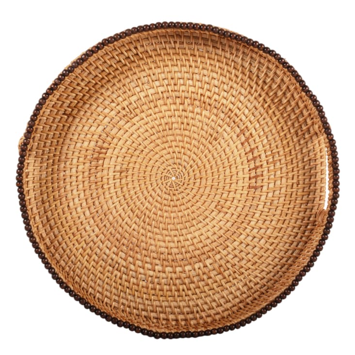 Plateau rond en rotin et bois de magnolia D35 EILAT | Maisons du Monde
