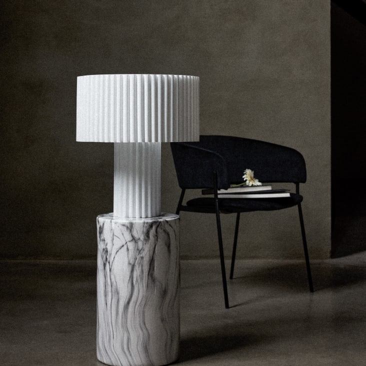Plissé tafellamp van stof, wit Linoa | Maisons du Monde