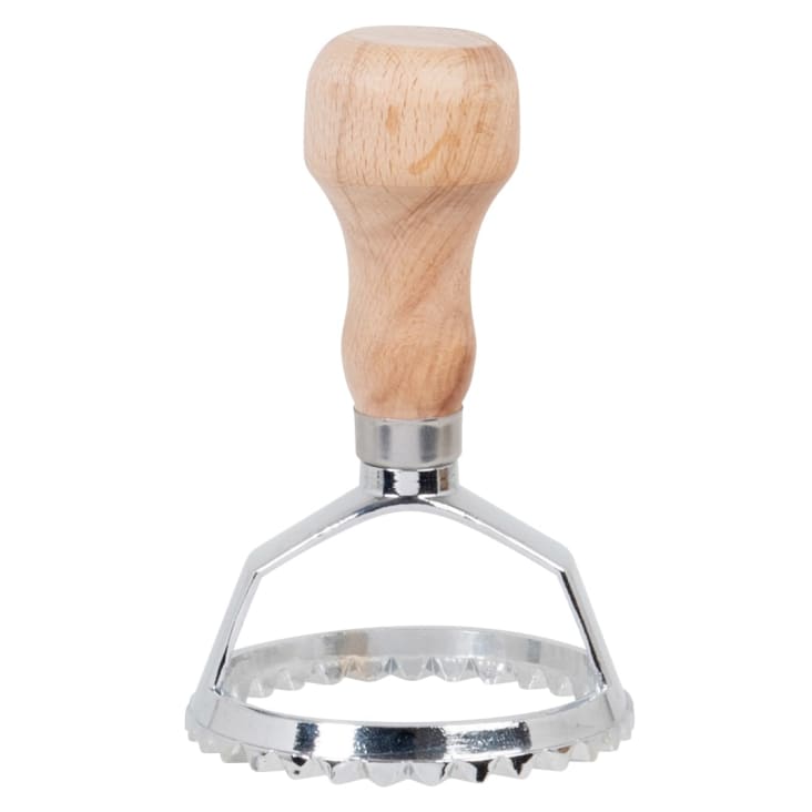 Ravioliformer aus silberfarbenem Zink und Buchenholz | Maisons du Monde