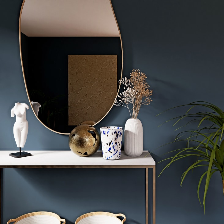 Statuetta dea Venere bianca con base nera alt. 38cm VENUS | Maisons du ...