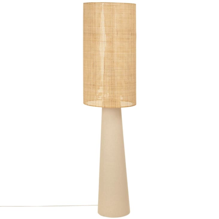Beigekleurige staande lamp met rotan lampenkap H140 Manon | Maisons du ...