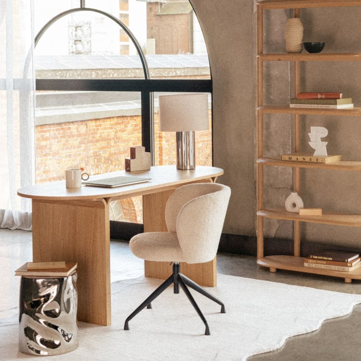 Bureau ovale en bois clair Polari | Maisons du Monde