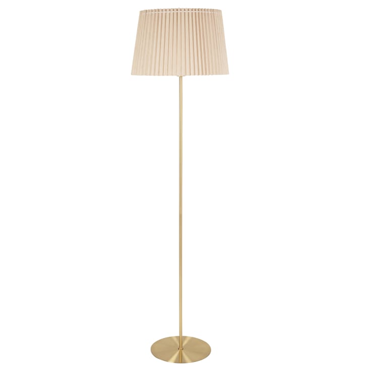 Gouden metalen staande lamp met geplooide, gebroken witte lampenkap van ...