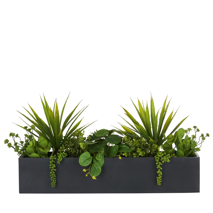 Jardinière noire et plantes grasses artificielles vertes | Maisons du Monde