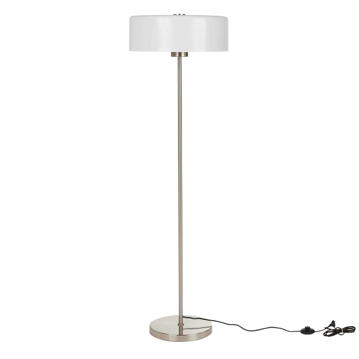 Lámpara de pie en metal cromado y pantalla blanca Alt 149 cm Knud ...