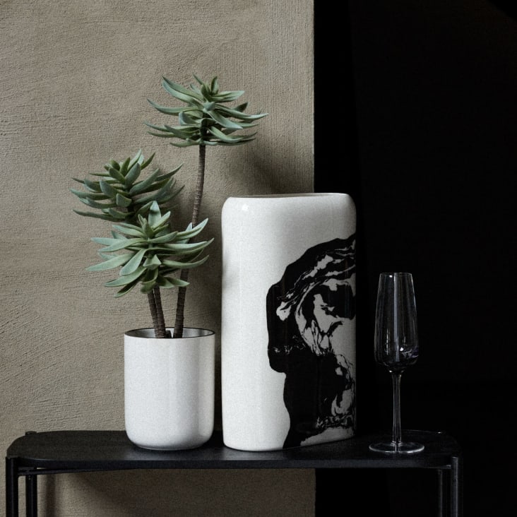 Pot en grès noir et blanc et ustensiles en inox noir H16 Soho | Maisons ...