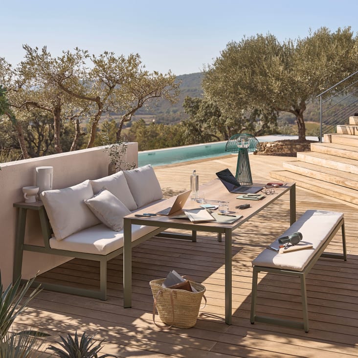 Set mit Gartenbank mit Lehne aus khakigrünem Aluminium mit ecrufarbenen ...