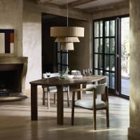 Table ronde 4 places en manguier massif noir Rivano | Maisons du Monde