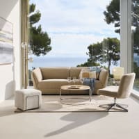 Chauffeuse capitonnée en tissu texturé - marron glacé Elaia | Maisons ...