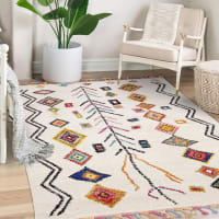 Tapis berbère motif ethnique, idéal pour un salon, multicolore 160x230 Lyn5 ourika | Maisons du ...