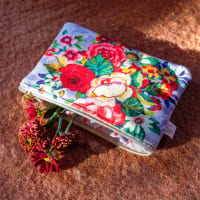 Kulturbeutel aus Baumwollgaze mit Quaste, ecru, 24x17cm ESSENTIELLE ...