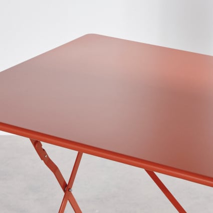 Mesa de jardín plegable de acero terracota 110 cm GUINGUETTE | Maisons ...