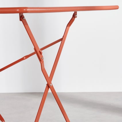 Mesa de jardín plegable de acero terracota 110 cm GUINGUETTE | Maisons ...