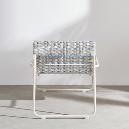 Poltrona da giardino in ferro color argilla e resina intrecciata ...