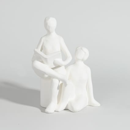 Dekorative Figuren aus weißem Steinzeug, H23 Familia | Maisons du Monde