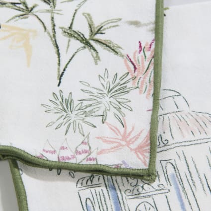 Guardanapos de algodão bordados e estampados em tom cru com padrão ...