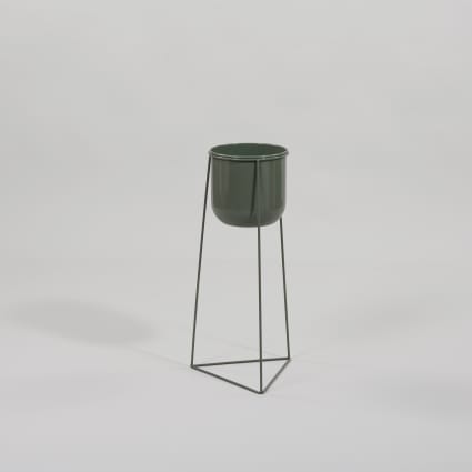 Cache-pot sur pied en fer forgé vert H57 | Maisons du Monde