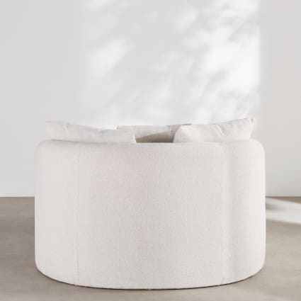 Ronde bank en 1/2-zits poef in ivoorkleurige geweven stof Teese ...