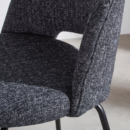 Stoel in zwarte stof en staal Isys | Maisons du Monde