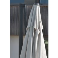 Lit bain de soleil extérieur en mousse rond effet raphia | Maisons du Monde