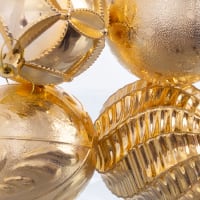 lot de 18 boules de noël + 1 cimier doré | Maisons du Monde