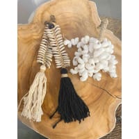 Schlüsselanhänger aus Muscheln und Raffiabast Raffia | Maisons du Monde