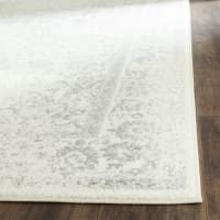 Fellimitat-Decke, grau und ecrufarben mit Schneeleopardenmuster ...