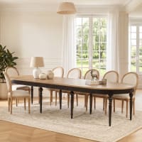 Table ovale en chêne 5 rallonges 6/14 couverts noire Aude | Maisons du ...