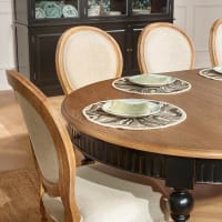 Table ovale en chêne 5 rallonges 6/14 couverts noire Aude | Maisons du ...