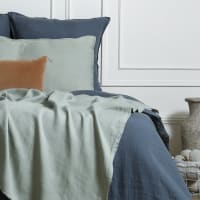Jeté de lit lin lavé Camille | Maisons du Monde
