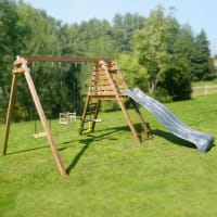 Balançoire en bois traité 3 agrès et toboggan | Maisons du Monde