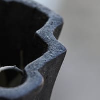 Jarrón florero piedra craquelado marrón topo 25x18 cm | Maisons du Monde