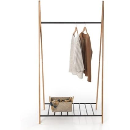 Perchero de bambú natural y metal negro 93x50x173cm B&b home | Maisons ...