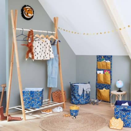 Perchero de bambú natural y metal blanco 93x50x173cm B&b home | Maisons ...