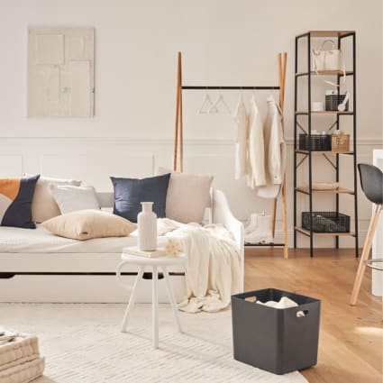 Perchero de bambú natural y metal blanco 93x50x173cm B&b home | Maisons ...