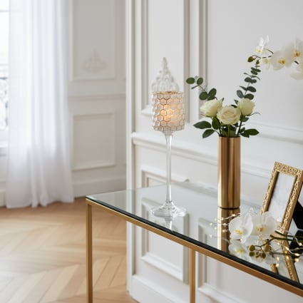 Photophore décoratif à pied en verre blanc et doré H30 Maia | Maisons ...