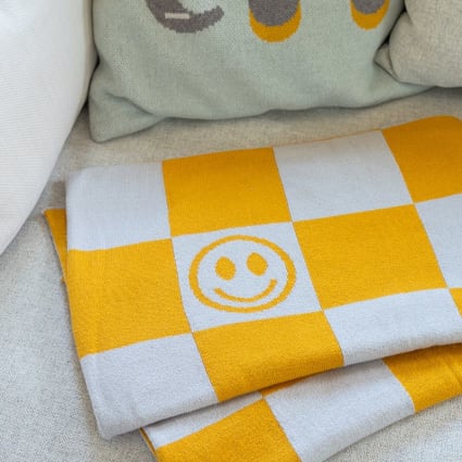 Couverture pour enfant "Smiley" moutarde | Maisons du Monde