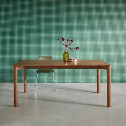 Mesa de comedor rectangular madera, 6 plazas, nogal Solene | Maisons du Monde