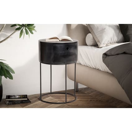 Nachtkästchen aus Massivholz, schwarz | Maisons du Monde