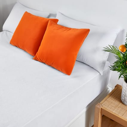 Protector de colchón impermeable 160x200cm Jota | Maisons du Monde