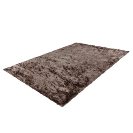 Tapis uni design en polyester marron 120x170 Twist | Maisons du Monde