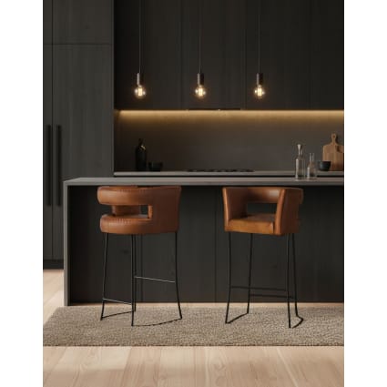 Hocker mit Bezug aus Naturleder und gebogenem Metallgestell | Maisons ...