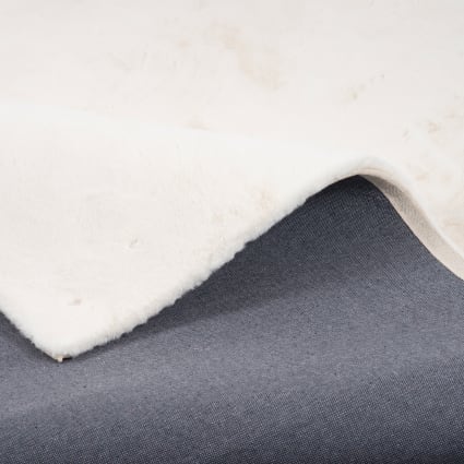 Fellteppich Super Soft, Weiss 140x180 cm Plush | Maisons du Monde